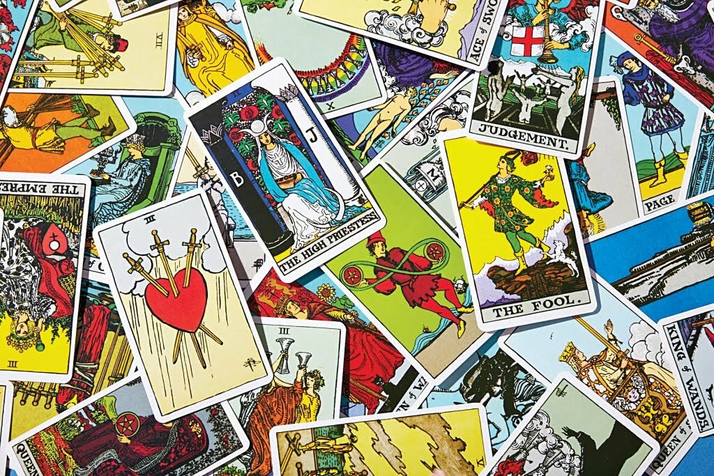 Integrált Tarot és Számmisztika Online Tanfolyam - A Női Önmegvalósítás ...